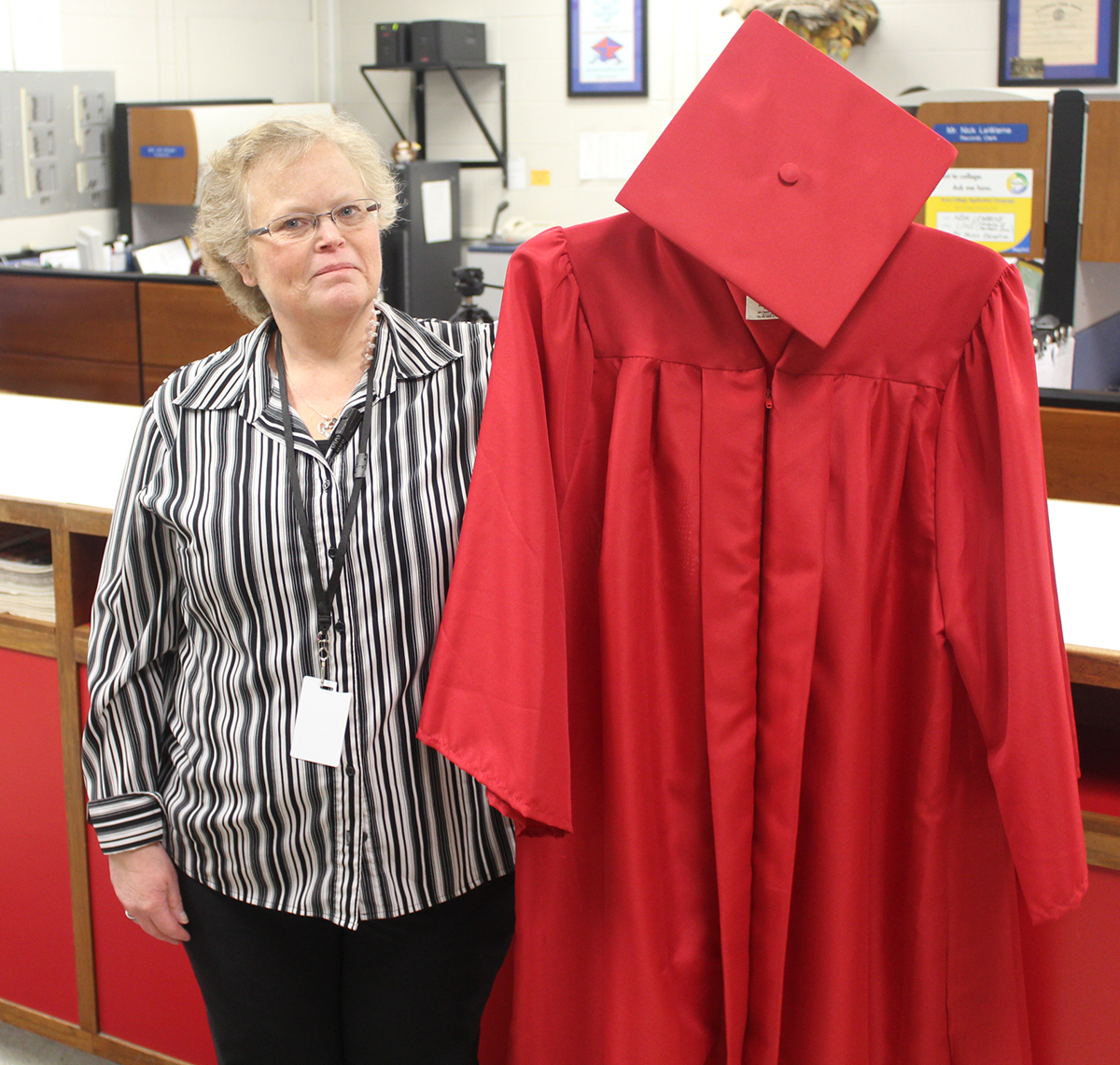 MHS seeking graduation cap and gown donations | Bobcats Making Headlines