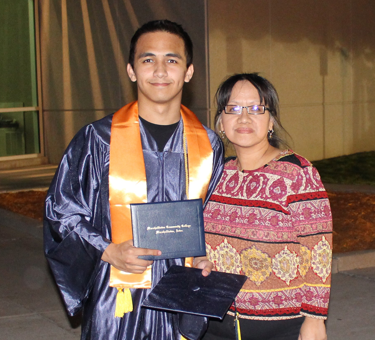 MHS senior gets college degree prior to high school diploma | Bobcats ...